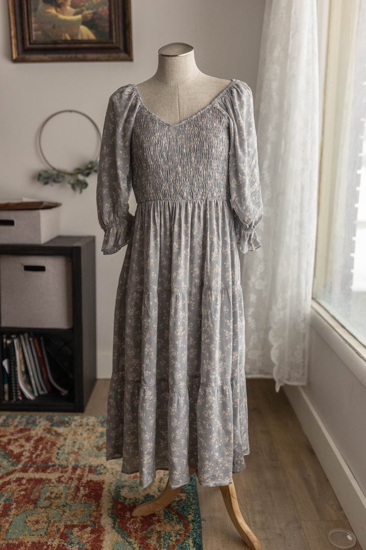 Dresses – dahl
